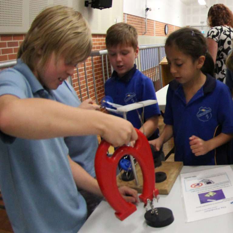 L. Long – Castle Hill : Fizzics Education