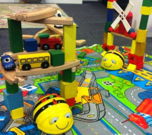 5 ways Beebots can teach students : Fizzics Education